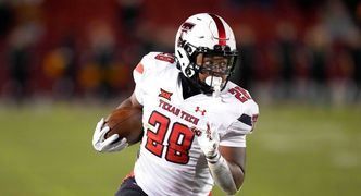 Texas Tech vs Wyoming Prediction, Odds, & Betting Trends for College Football Week 1 Game ...