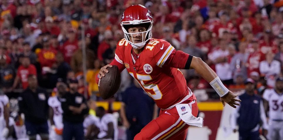 Adjusted NFL Pace and Pass Rate Report: Ranking Week 7's Fastest Games ...