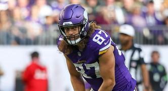 Sunday Night Football Preview: Two Red-Hot Teams Tangle in Denver ...