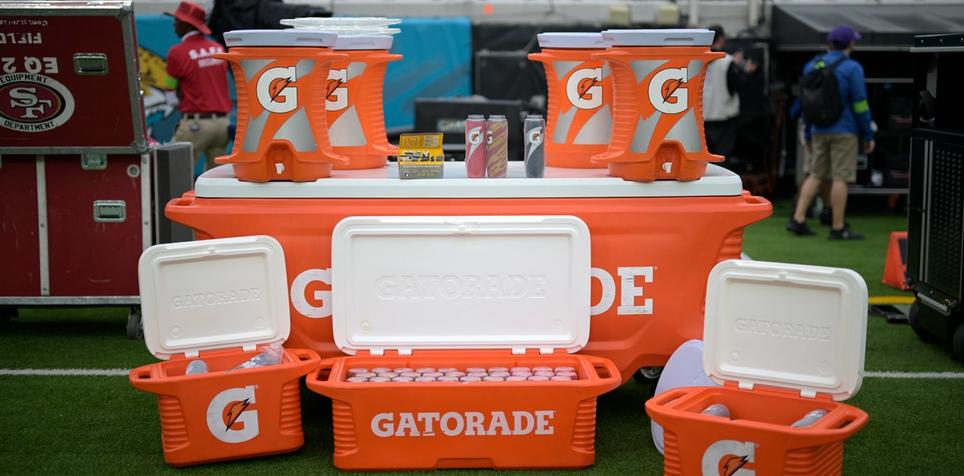 What Was the Super Bowl LVIII Gatorade Color Result for Chiefs vs 49ers ...