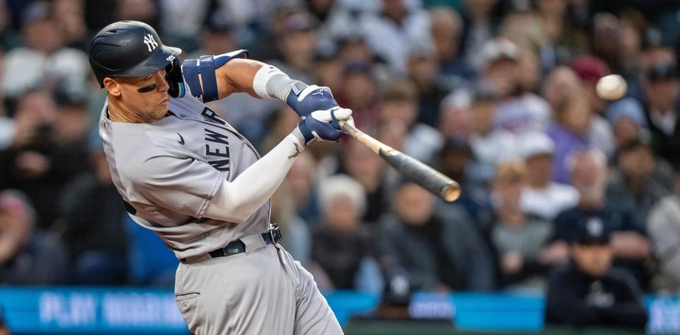 How to Watch MLB Rivalry Weekend Sunday Games 5/18/25 | FanDuel Research