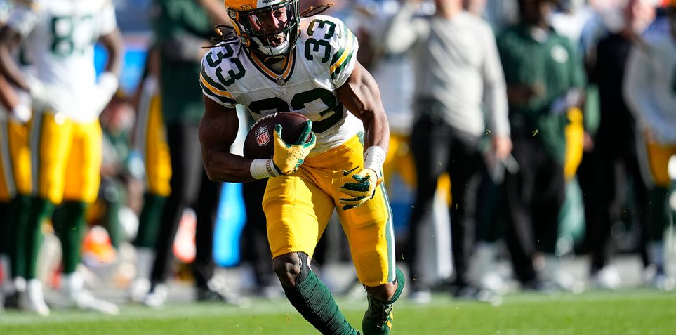 Aaron Jones Fantasy Week 13: Projections, Points and Stats vs. Chiefs ...