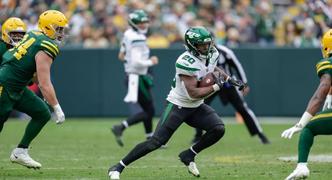Breece Hall Fantasy Football Outlook and Projection for 2023 | FanDuel ...