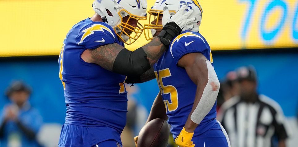 Chargers vs Broncos Week 14 NFL Odds, Predictions, Spread, TV Channel ...