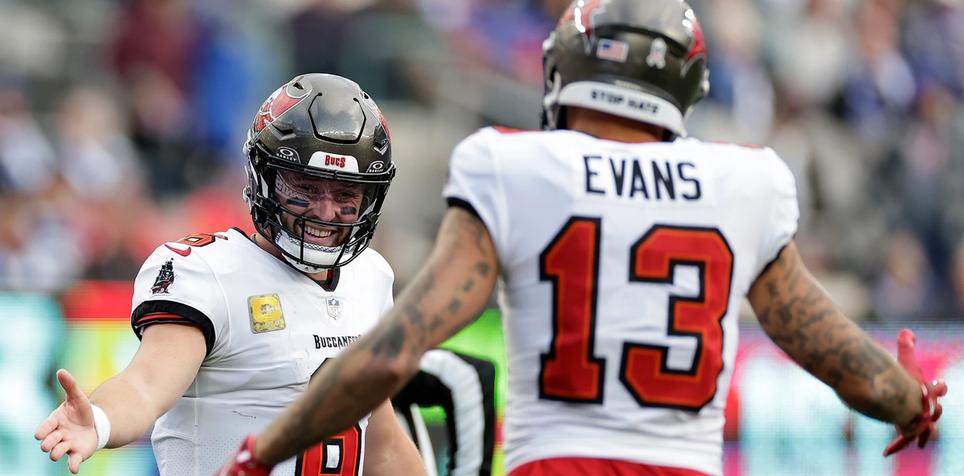 4 NFL DFS Stacks to Target in Week 17 | FanDuel Research