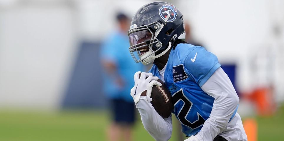 Fantasy Football: Which Titans Running Back Should You Target ...