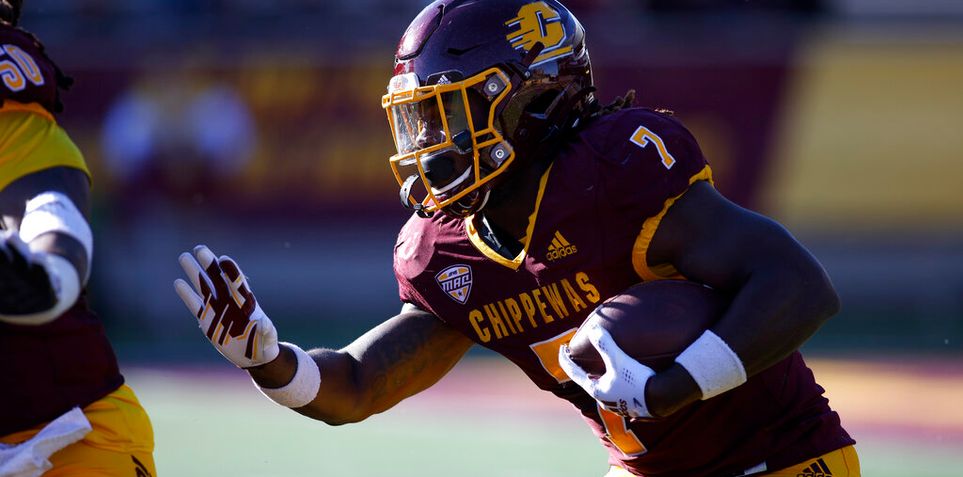 Central Michigan vs Buffalo Prediction, Odds, & Betting Trends for ...