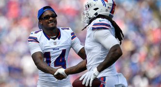 Stefon Diggs Fantasy Week 2: Projections, Points and Stats vs. Raiders ...