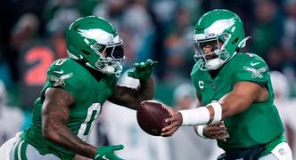 Adjusted NFL Pace and Pass Rate Report: Ranking Week 17's Fastest Games ...