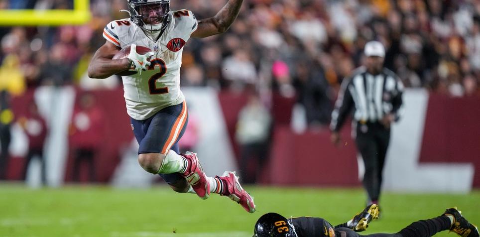 D.J. Moore Fantasy Football Week 7: Stats and Projections vs. Saints ...