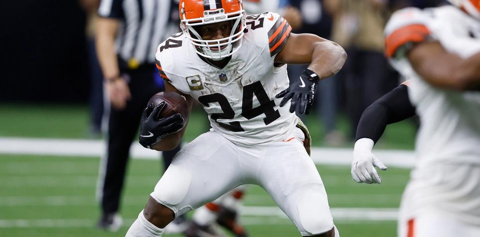 Nick Chubb Fantasy Week 13: Projections, Points and Stats vs. Broncos ...