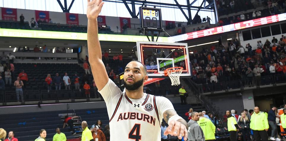 Top 25 College Basketball Picks & Predictions Today - February 15 ...