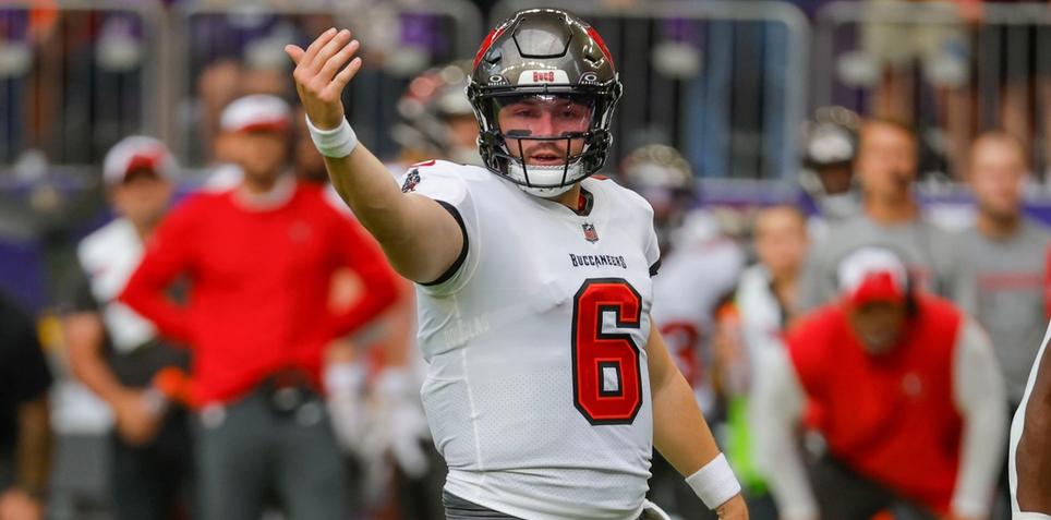 FanDuel Single-Game Daily Fantasy Football Helper: Week 3 Monday Night ...