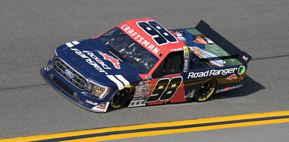 NASCAR Craftsman Truck Series Win Simulations: Clean Harbors 175 ...