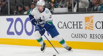 Canucks vs Ducks Prediction, Odds, Moneyline, Spread & Over/Under for ...