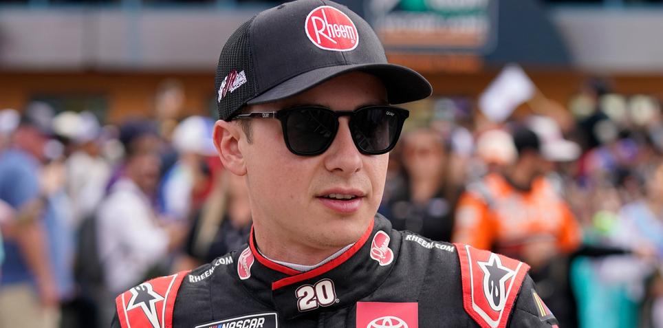 NASCAR Craftsman Truck Series Win Simulations: Victoria's Voice ...