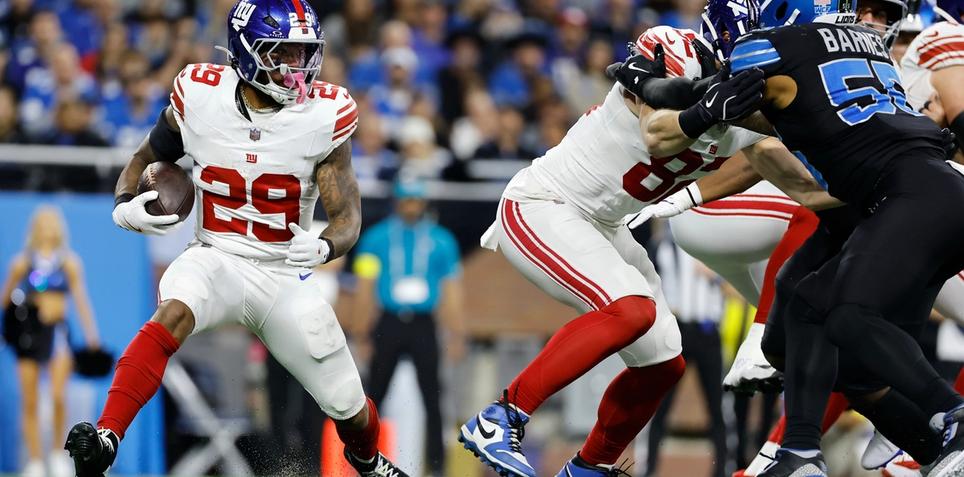 Tyrone Tracy Jr. Fantasy Football Week 16: Stats and Projections vs ...