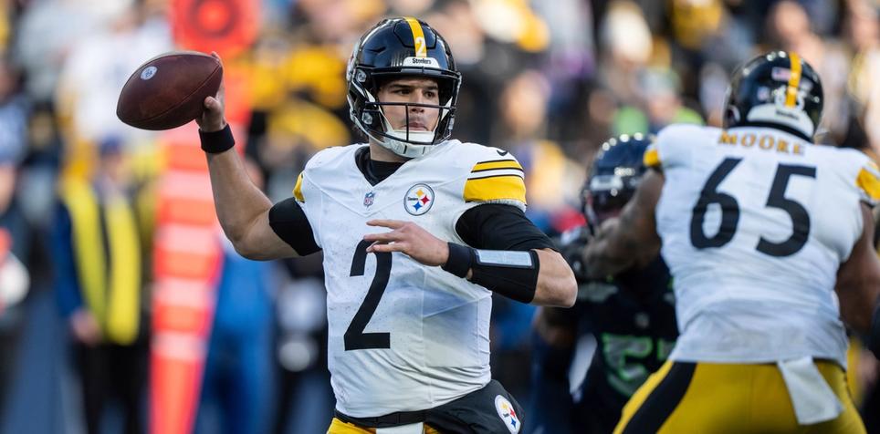 Week 18 NFL Odds: Predictions, Spreads, Moneylines, and Totals for ...