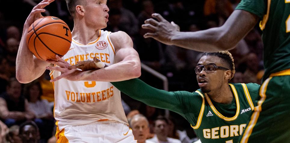 Top 25 College Basketball Picks & Predictions Today - December 12 ...