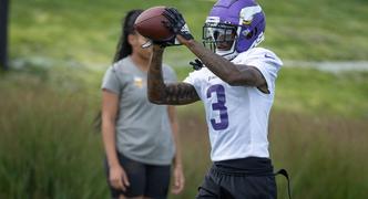 Jordan Addison Fantasy Week 8: Projections, Points and Stats vs ...