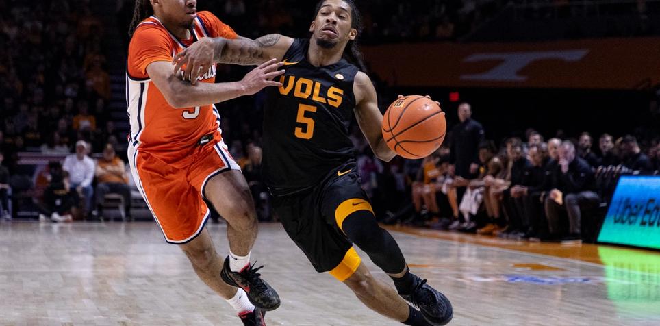 Top 25 College Basketball Picks & Predictions Today - March 16 ...