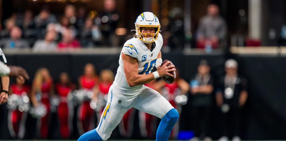 Chargers at Chiefs Single-Game NFL DFS Picks for Sunday Night Football ...