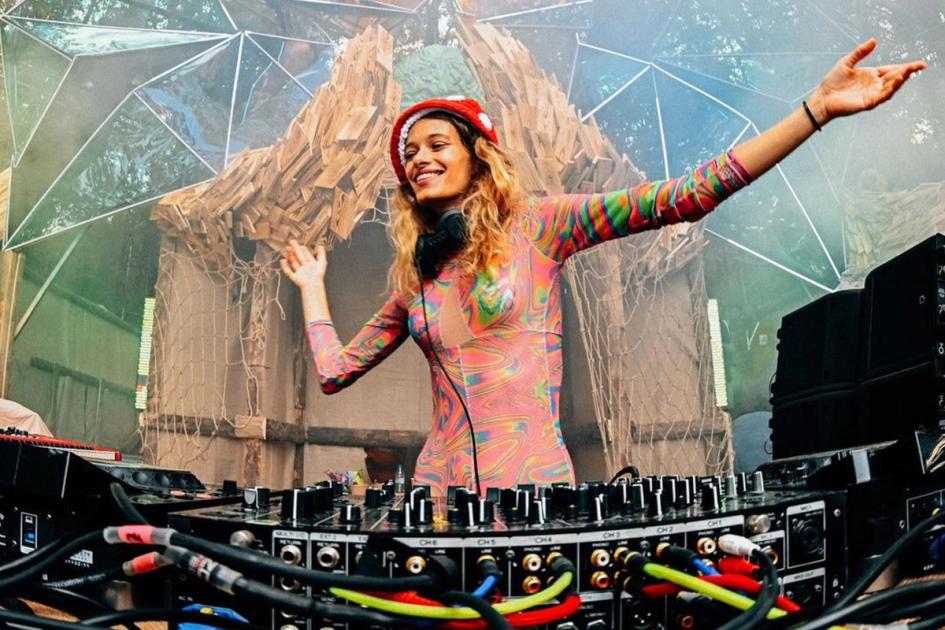 Deer Jade’s Nomadic Spirit: The Secret to Her... | Gray Area