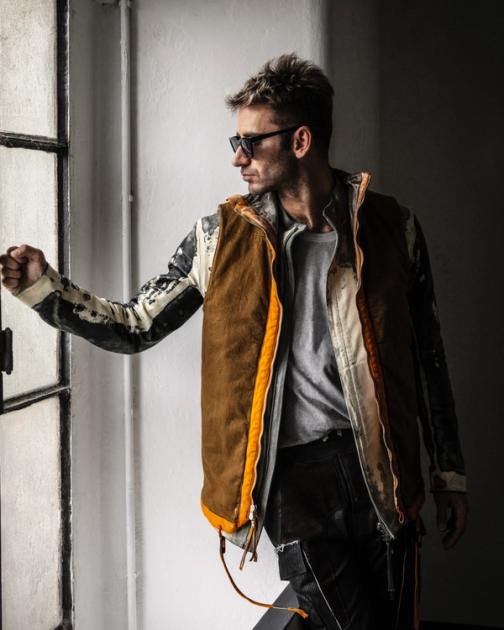 Stephan Jolk | Gray Area