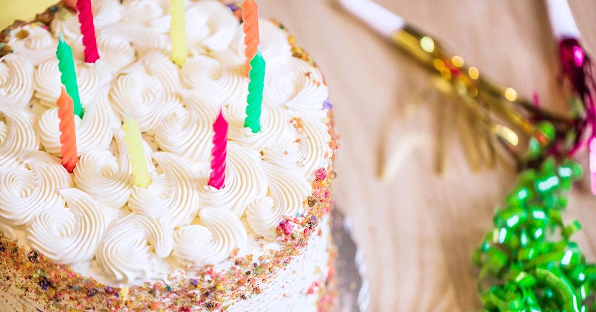 What To Write in a Birthday Card | Lovingly