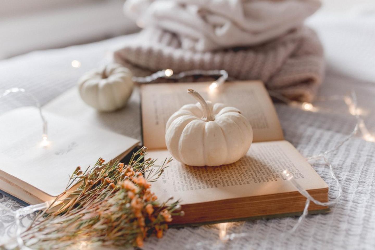 5 Easy Ways to Tap Into Your Fall Aesthetic | Unwrapped | Lovingly