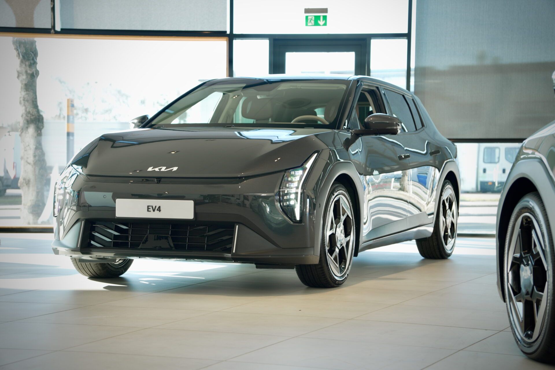 Första mötet med Kia EV4 | Nya bilar - Bytbil