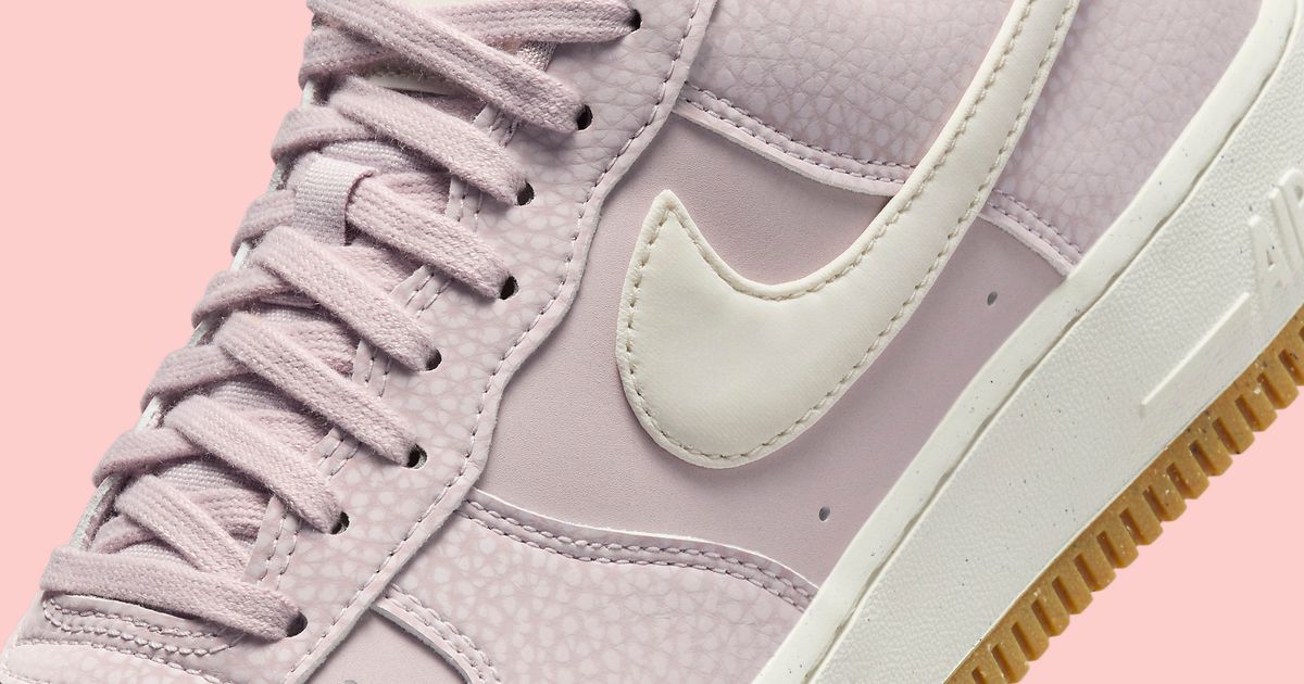 The Nike Dunk Low Next Nature is Landing Soon in "Platinum Violet ...