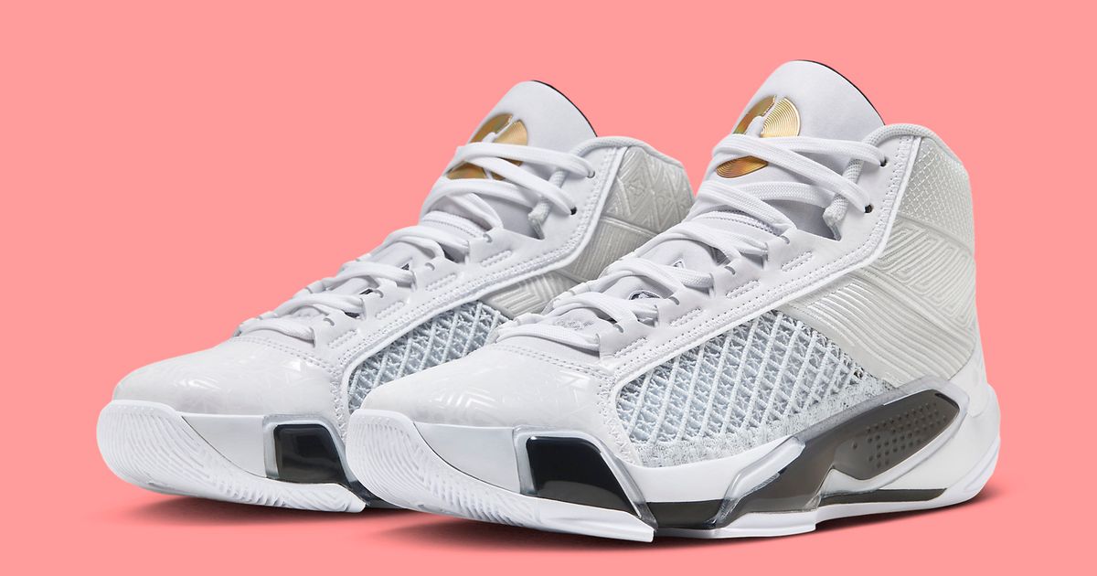 Official Images // Air Jordan 38 "FIBA" | House of Heat°