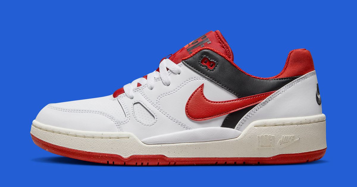 Available Now // Nike Full Force Low "Mystic Red" | House of Heat°