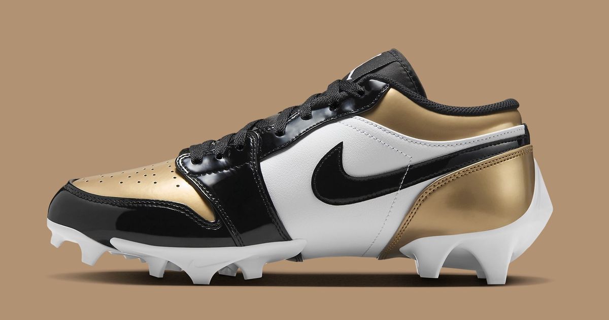 The Air Jordan 1 Low “Gold Toe” Is Now A Football Cleat | House of Heat°