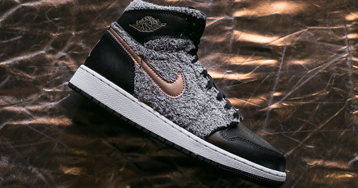 These two fluffy Jordan 1’s are available now | House of Heat°