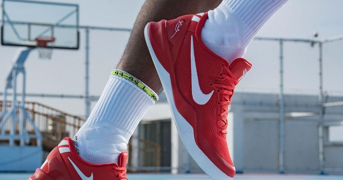 Detailed Looks // Nike Kobe 8 Protro “University Red” | House of Heat°