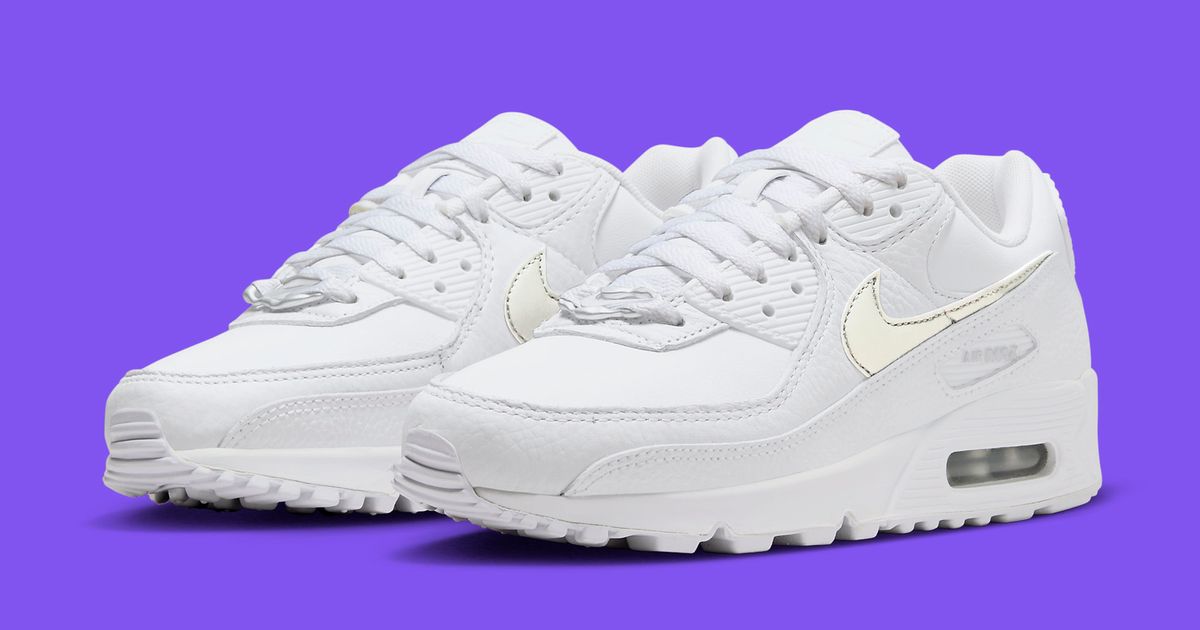 First Looks // Nike Air Max 90 "White Chrome" | House of Heat°