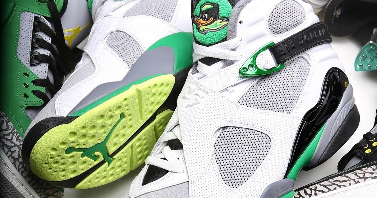 Oregon Football Unveil New Air Jordan 8 PE for 2021 | House of Heat°
