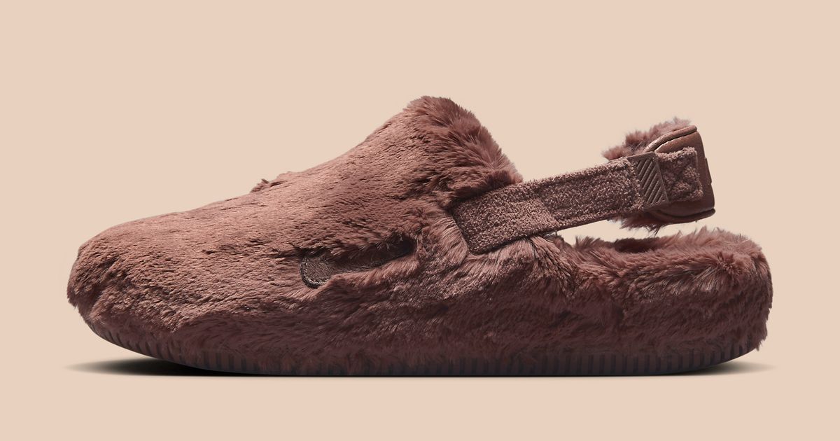 Available Now // Nike Calm Mule "Mink Brown" | House of Heat°