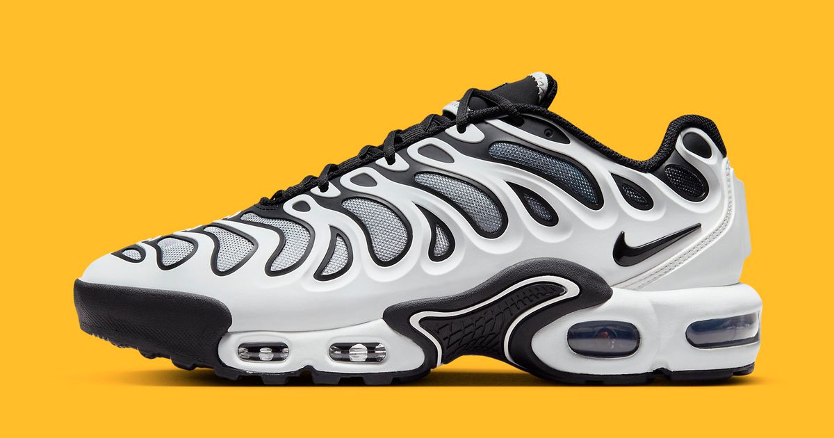 The Nike Air Max Plus Drift Joins the "Panda" Pandemic | House of Heat°