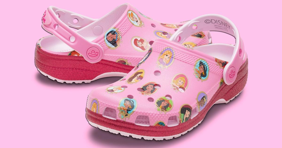 Cinderella, Snow White, and Other Disney Princesses Appear on this ...