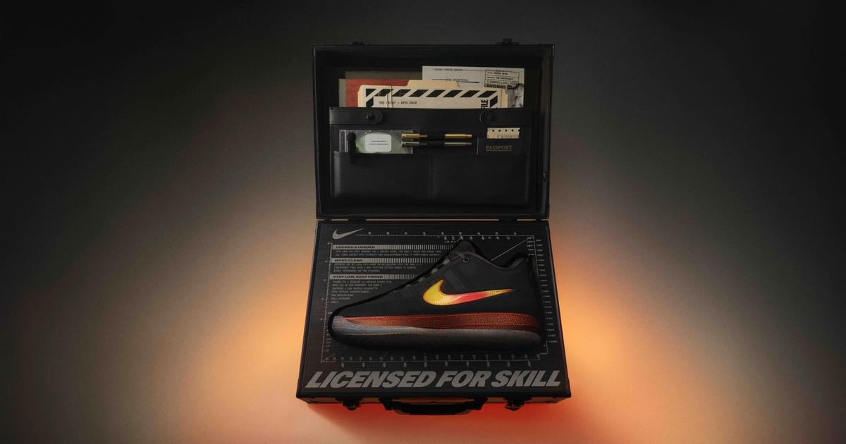 Nike Basketball Unveils Devin Booker's Second Signature Sneaker | House ...