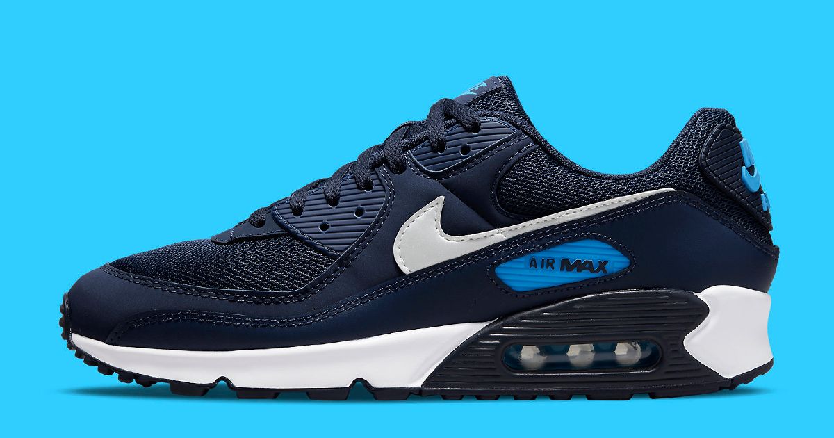 Nike Give This Navy Air Max 90 a Tar Heels Twist | House of Heat°
