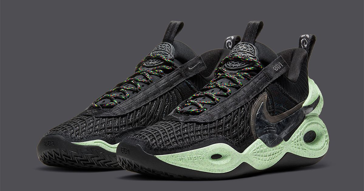 Nike Cosmic Unity “Green Glow” Debuts February 26 | House of Heat°