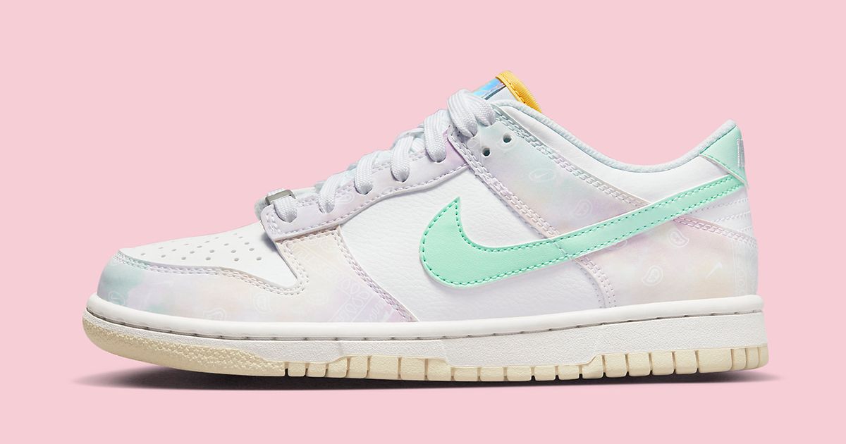 The Nike Dunk Low Appears in Pastel Paisley Print | House of Heat°