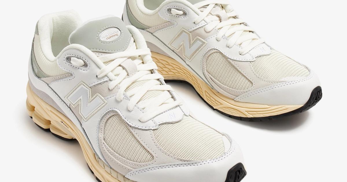 The New Balance 2002R "Reflection" is Now Available | House of Heat°