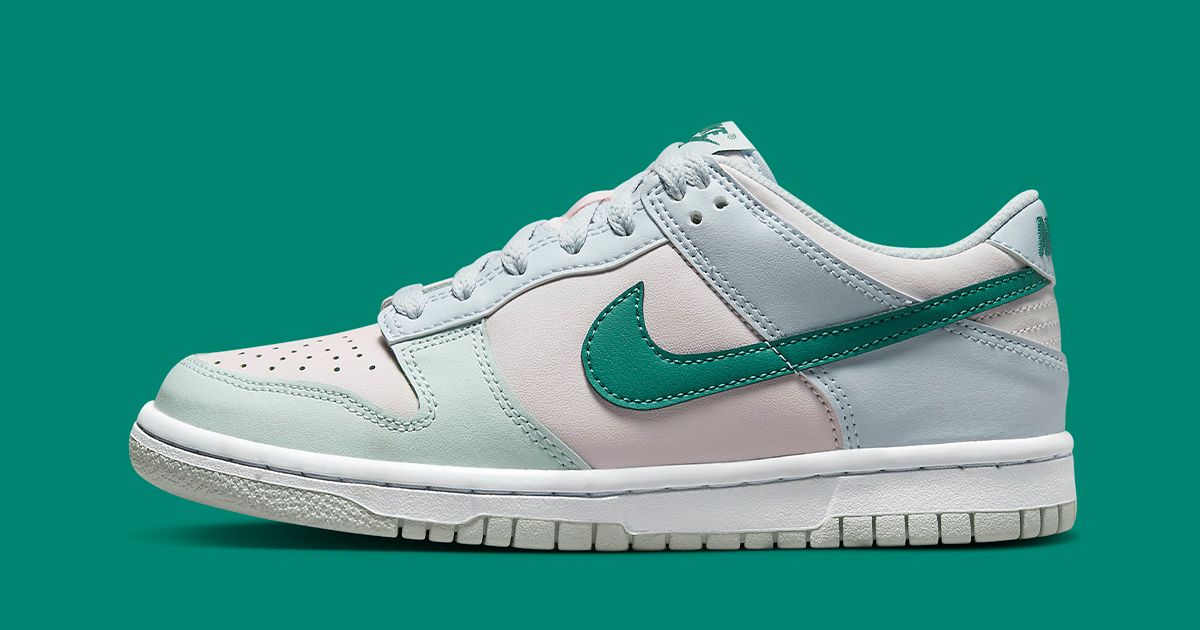 First Looks // Nike Dunk Low “Mineral Teal” | House of Heat°