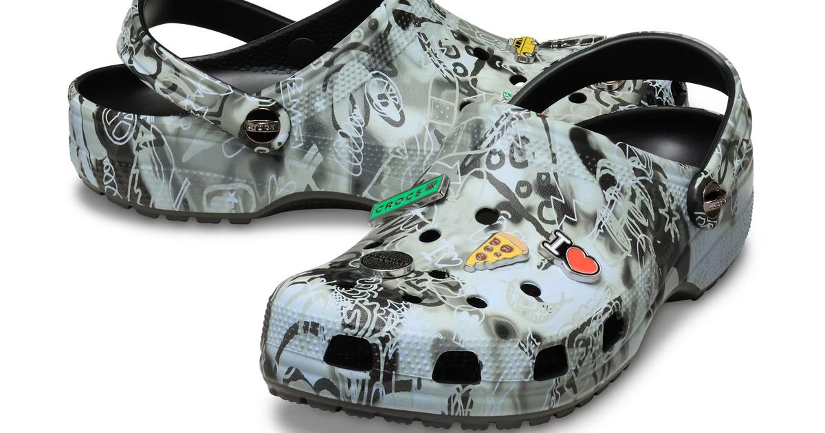This Crocs Classic Clog Is in A New York State of Mind | House of Heat°