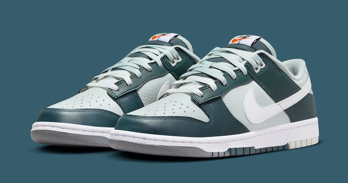 Available Now // Nike Dunk Low “Split” (Deep Jungle) | House of Heat°